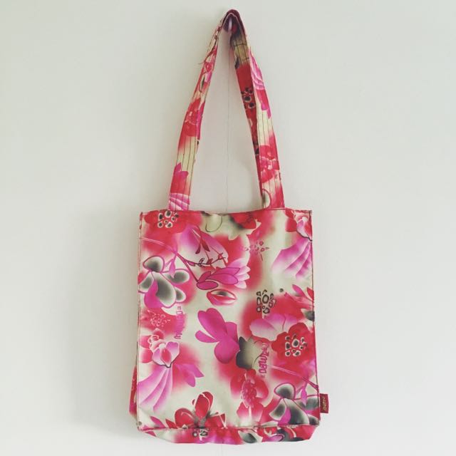 Authentic MAMBO Summer Beach Bag, Women's Fashion, Bags & Wallets ...