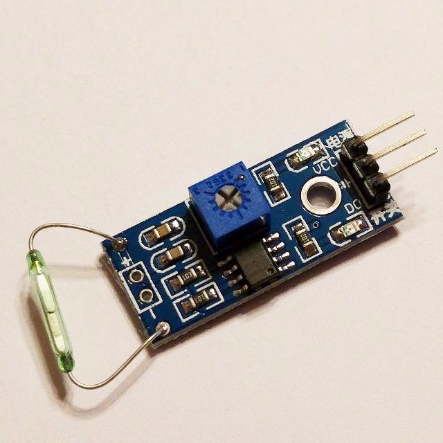 Reed Switch Sensor Module, Mobile Phones & Gadgets, Wearables & Smart ...