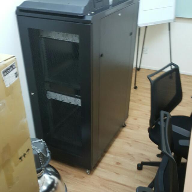 Server Rack, Computers & Tech, Parts & Accessories, Networking on Carousell