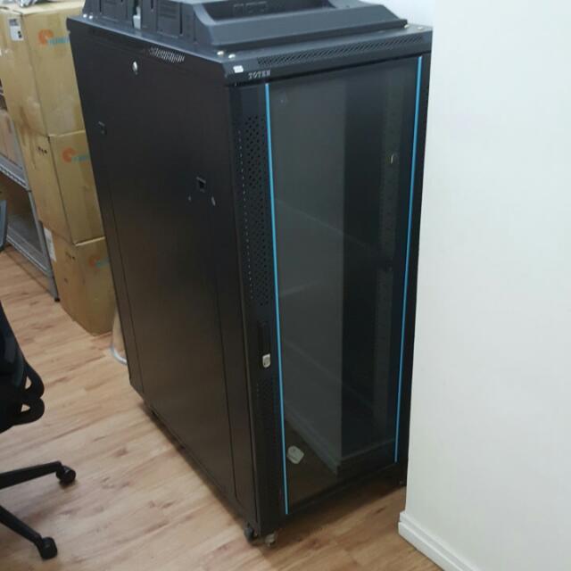 Server Rack, Computers & Tech, Parts & Accessories, Networking on Carousell