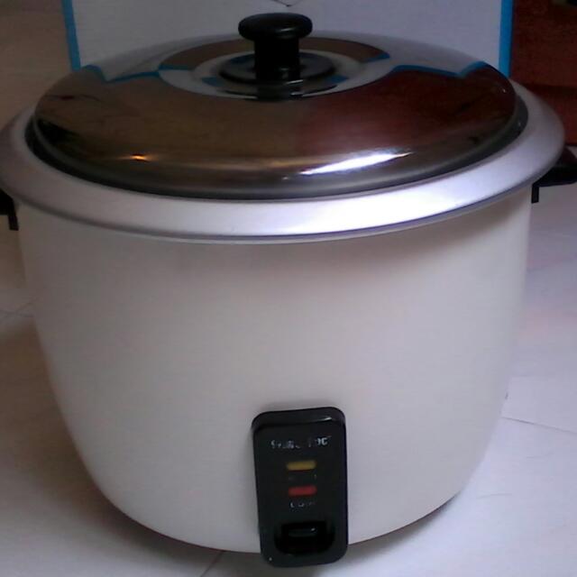 Big Rice Cooker 2.8 Litre, TV & Home Appliances, Kitchen Appliances ...
