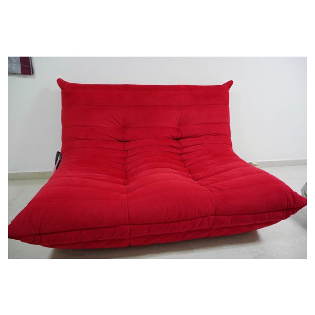 Comfy Red Couch, Furniture & Home Living, Furniture, Sofas on Carousell