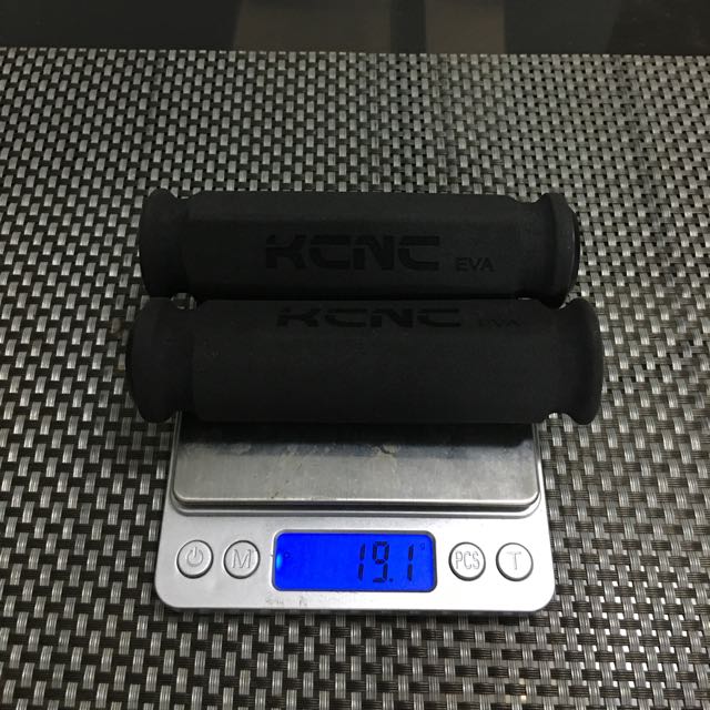 KCNC EVA FOAM GRIPS Both 19 Grams Only!, Sports Equipment, Bicycles & Parts, Parts & Accessories ...