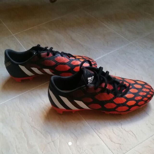 Predator Instinct Grade 2, Sports Equipment, Sports & Games, Racket ...