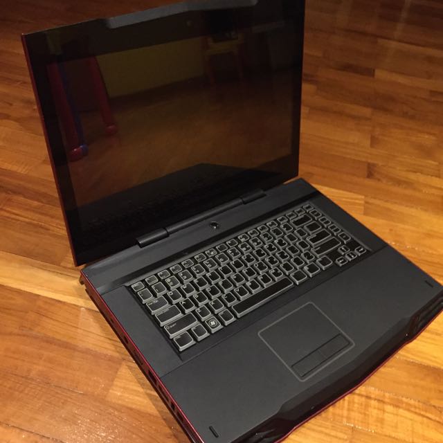 Used Alienware M15x (Excellent Condition), Computers & Tech, Parts ...