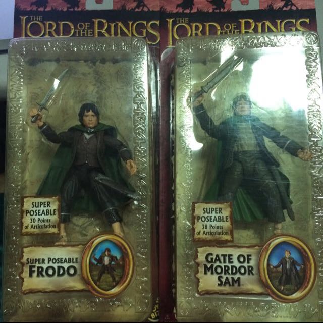(Reserved) Lord Of The Rings Lotr Super Poseable Frodo And Gate Of ...
