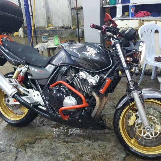 CBR SUPER 4 SPEC 3, Motorcycles on Carousell