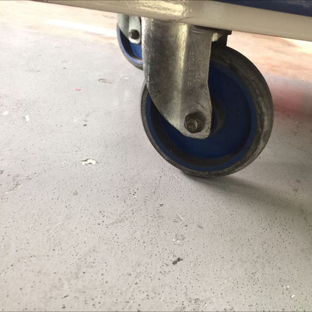 Prestar Trolley 500kg 2 Handle, Everything Else on Carousell