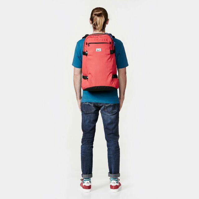 Crumpler LLA 3 DAY PACK 30L Laptop Travel Backpack, Men's Fashion, Bags ...