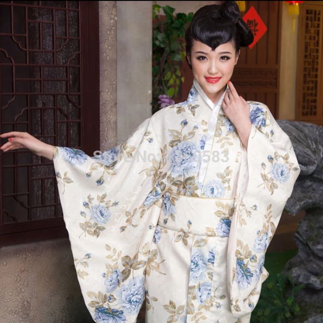 Traditional Japanese Geisha Kimono Costume, Women's Fashion, Dresses ...
