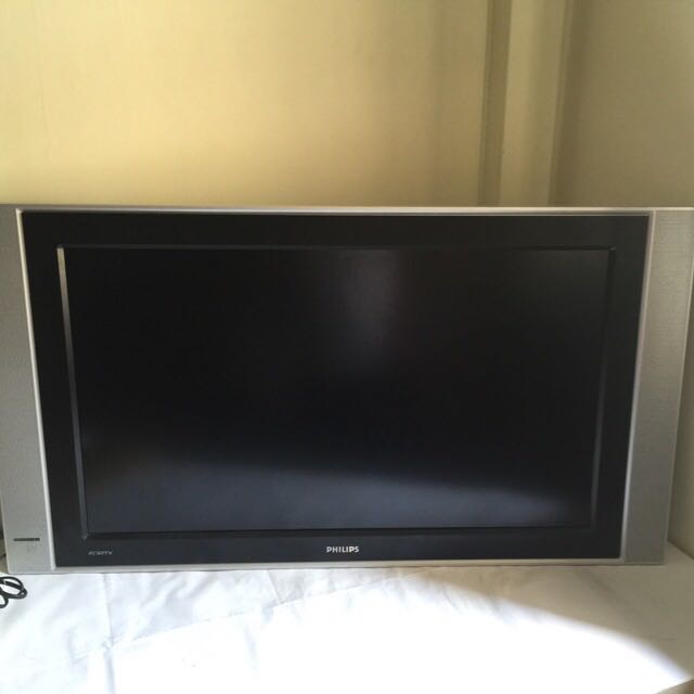 Philips Flat TV, Furniture & Home Living, Furniture, TV Consoles on ...