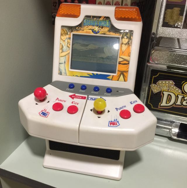 Mini Arcade world karate Fighter, Hobbies & Toys, Collectibles ...