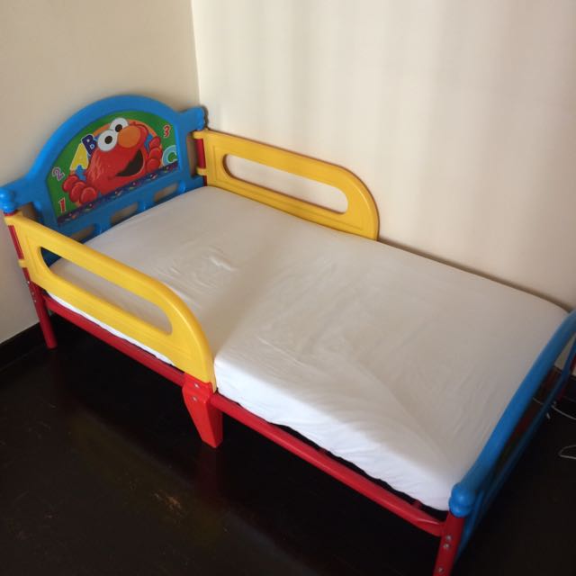Sesame Street Elmo Cot Bed, Babies & Kids, Baby Nursery & Kids ...
