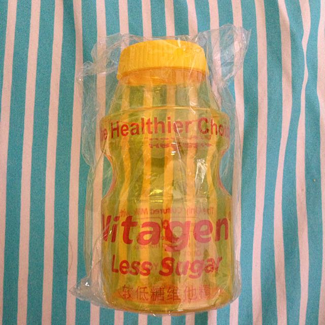 Vitagen Water Bottle, Women's Fashion, Jewelry & Organisers, Accessory ...
