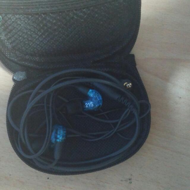 Shure Se 215, Everything Else on Carousell