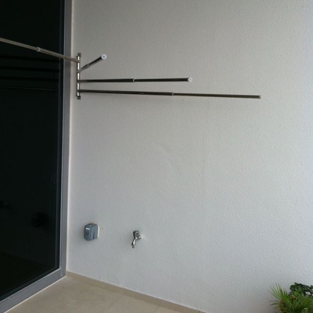 Rotatable And Extendable Laundry Pole System (Made in Singapore ...