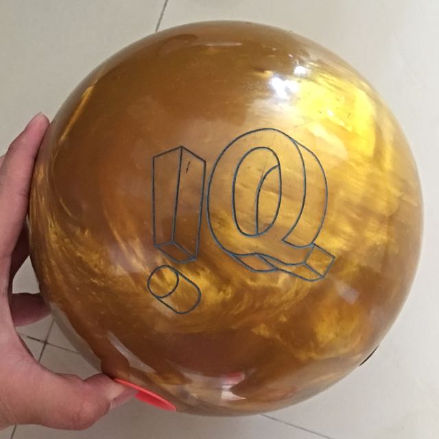 Storm IQ GOLD Bowling Ball, Sports Equipment, Sports & Games, Billiards ...
