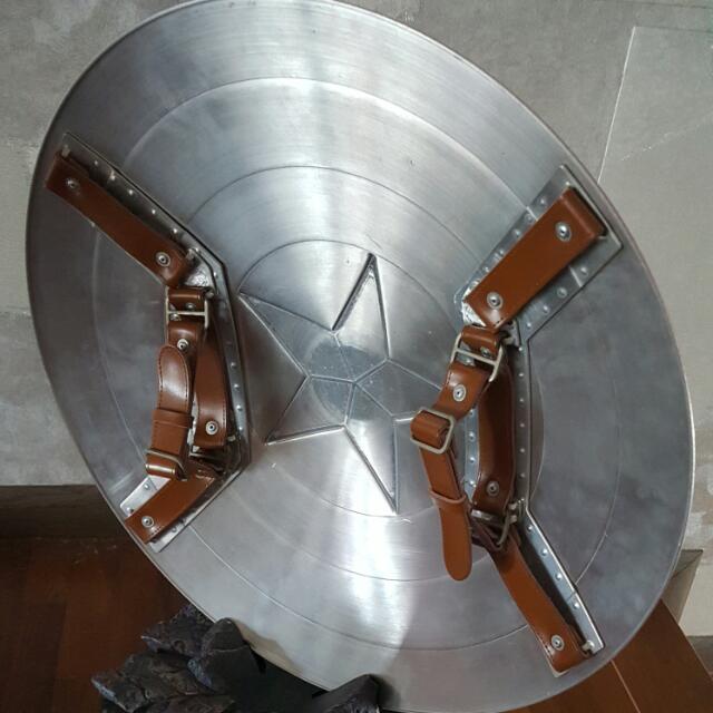 Captain America Shield- 1:1 Scale, Real Metal Shield, Toys & Games on ...