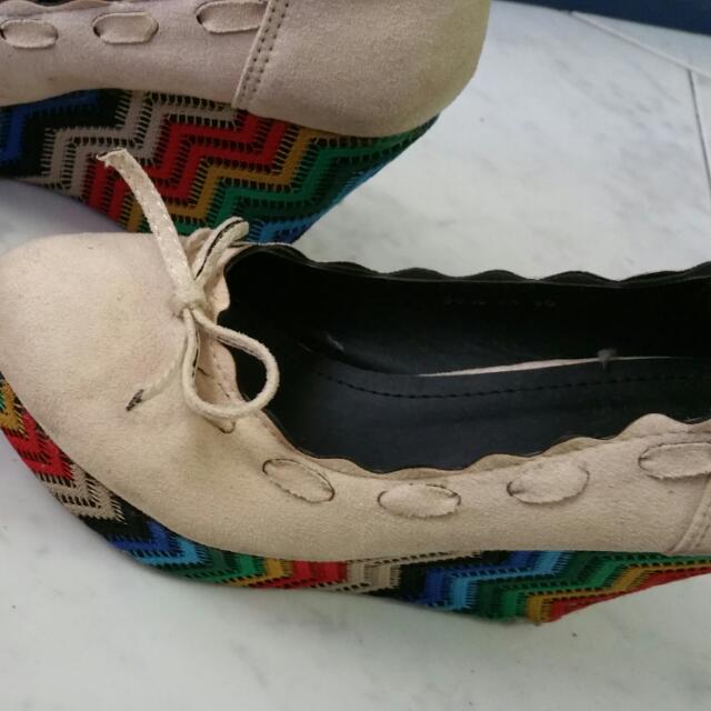 Used Wedges Shoe, Women's Fashion, Footwear, Flats on Carousell