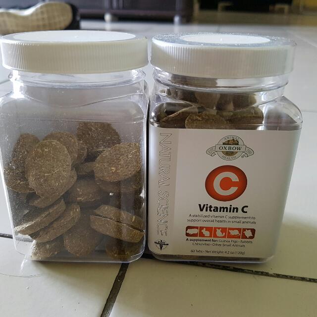 Oxbow Vitamin C, Pet Supplies, Pet Food on Carousell