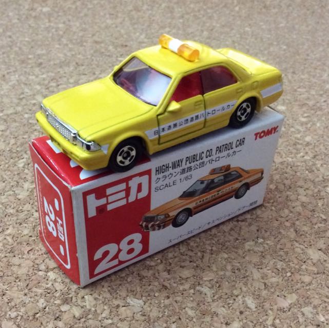 Tomica Red Tomy Label No28 Toyota Crown Patrol Car, Hobbies & Toys ...