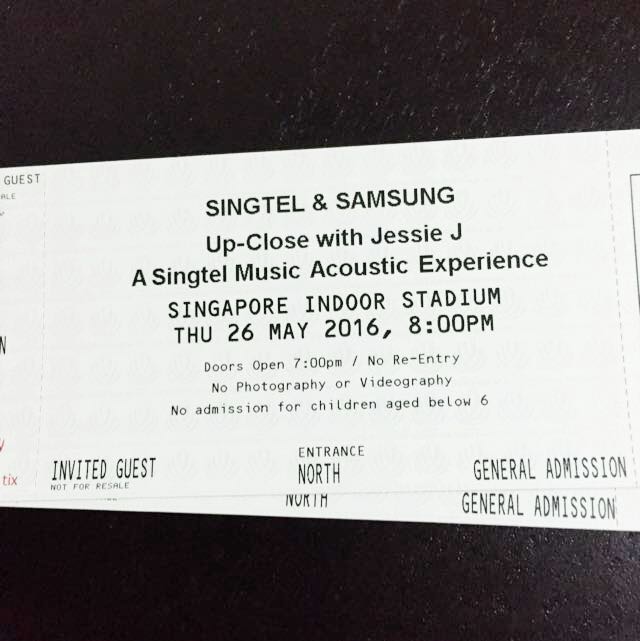 Up-Close with Jessie J, Hobbies & Toys, Memorabilia & Collectibles, Fan ...