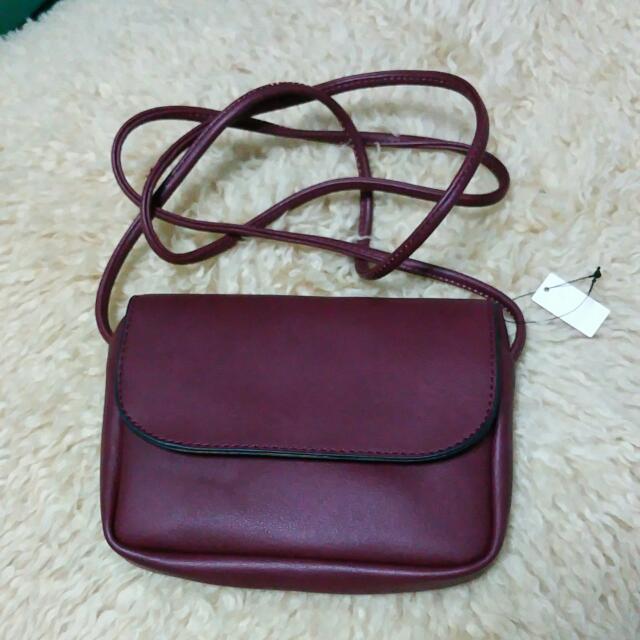 [RESERVED] Maroon Small Sling Bag, Women's Fashion, Bags & Wallets ...