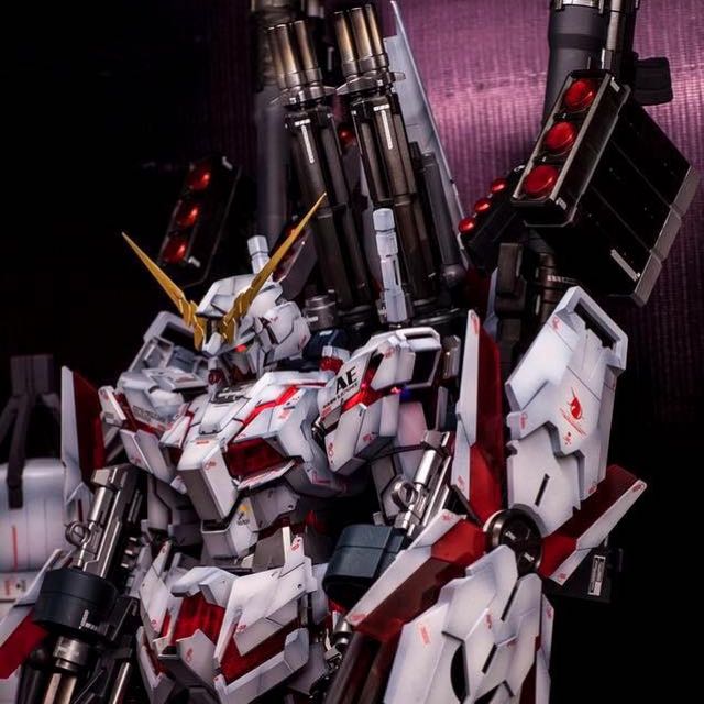 Daban PG Gundam With Led, Full Armor Unit And Waterslide Decals ...
