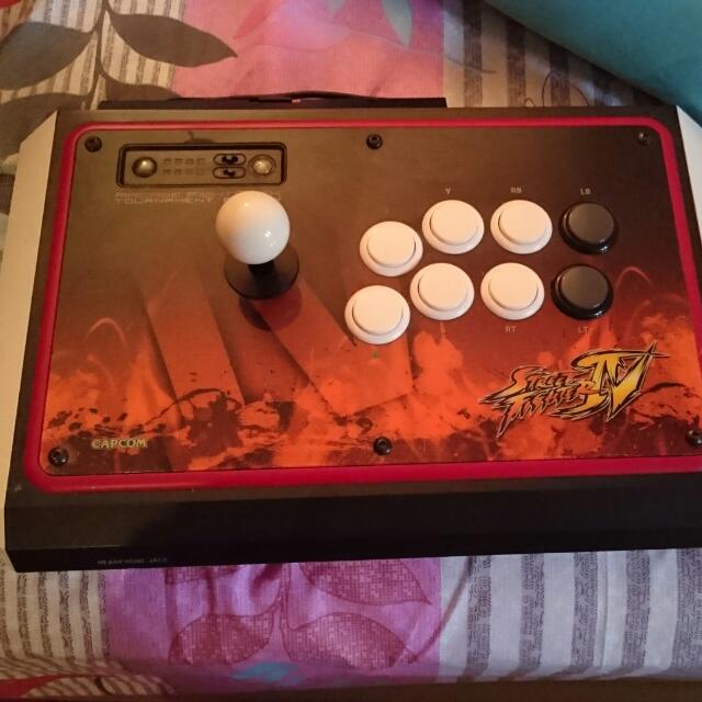 Madcatz Fight Stick Arcade Stick Street Fighter Ver. Limited Edition ...