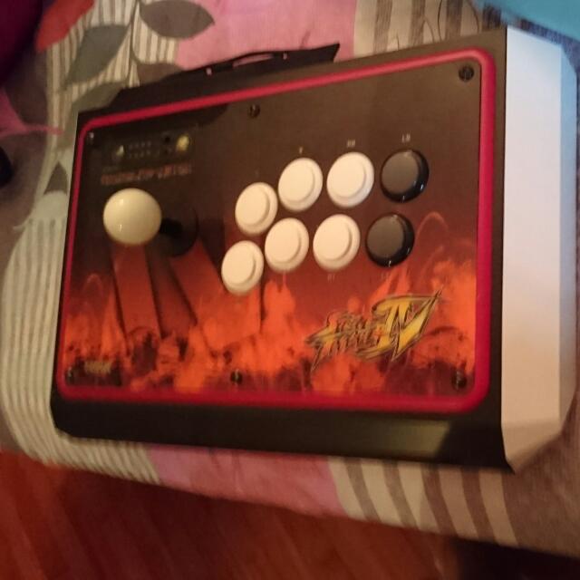 Madcatz Fight Stick Arcade Stick Street Fighter Ver. Limited Edition ...