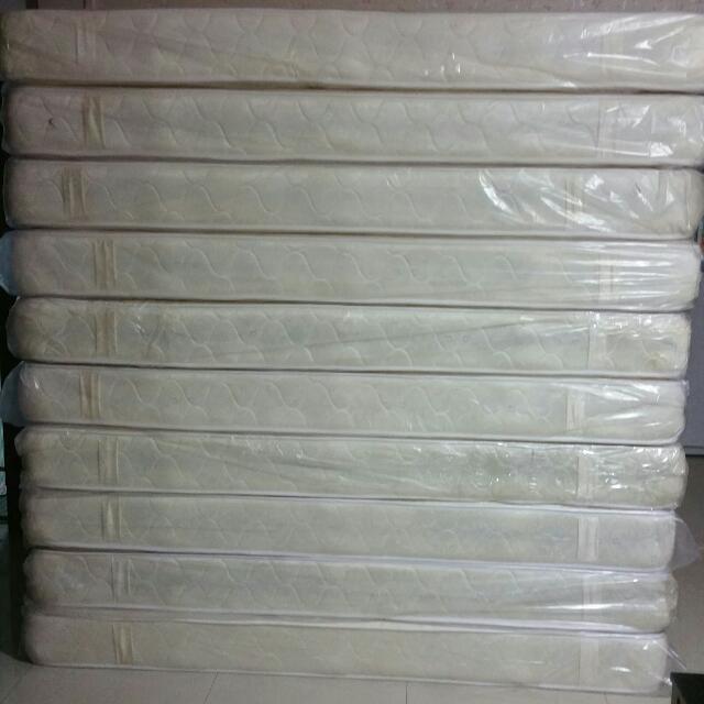 Brand New Super Single Mattress ..... Spring Mattress...... Price ...
