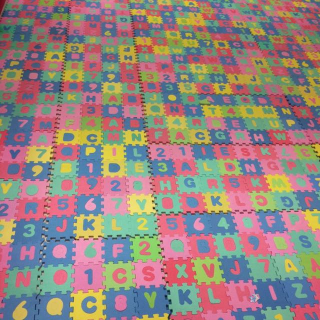 Alphabet & Numbers Play Mat, Babies & Kids, Bathing & Changing ...