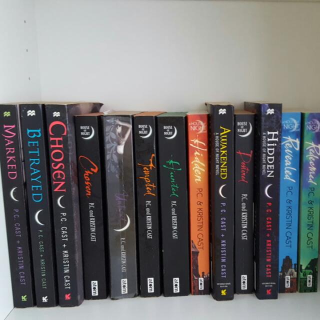 Marked Vampire Series, Hobbies & Toys, Memorabilia & Collectibles, Fan ...