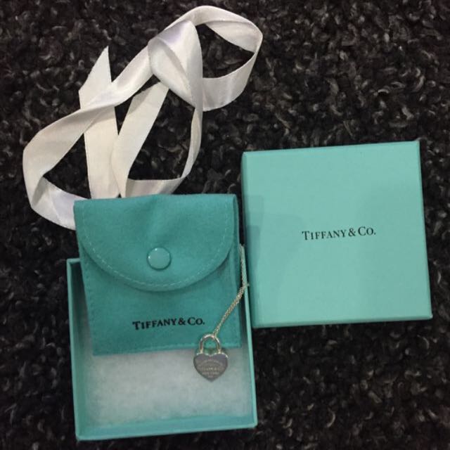 Return To Tiffany Heart Locket, Luxury, Watches on Carousell