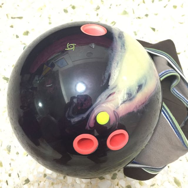 Storm Lock, Sports Equipment, Sports & Games, Billiards & Bowling on ...