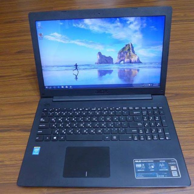 【出售】 ASUS X553M 四核心 筆記型電腦, 電腦及科技產品, 桌上電腦或筆記型電腦在旋轉拍賣