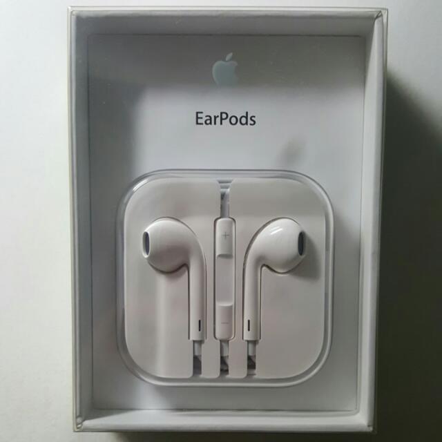 BRAND NEW Apple Earpods, Computers & Tech, Parts & Accessories, Cables ...