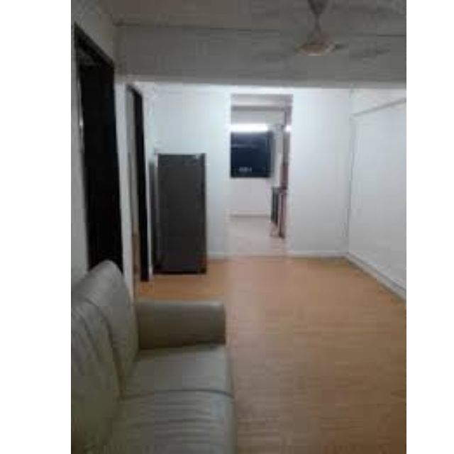 need rent house, Bulletin Board, Looking For on Carousell