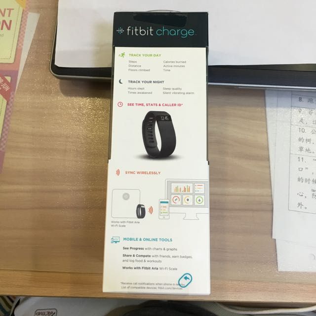 Fitbit Charge Wireless Activity Wristband, Mobile Phones & Gadgets ...