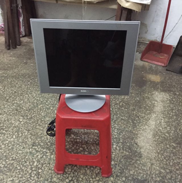 Sony Computer Monitor 17 Inch, Computers & Tech, Parts & Accessories ...