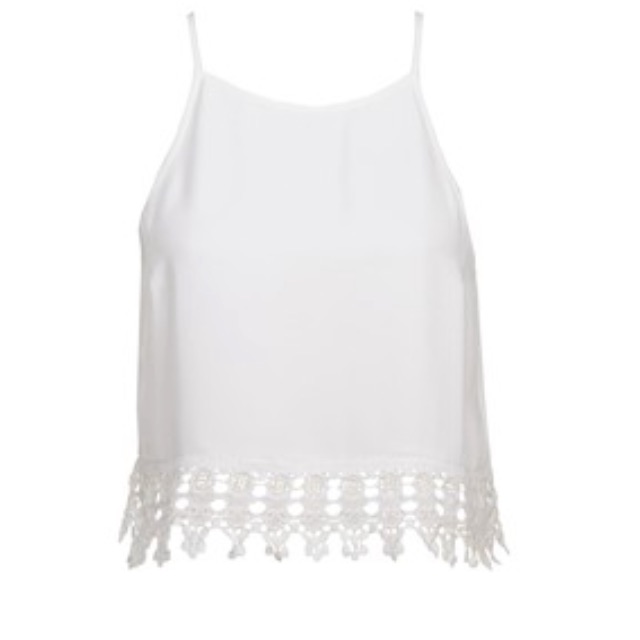 FACTORY white halter, Women's Fashion, Tops, Sleeveless on Carousell