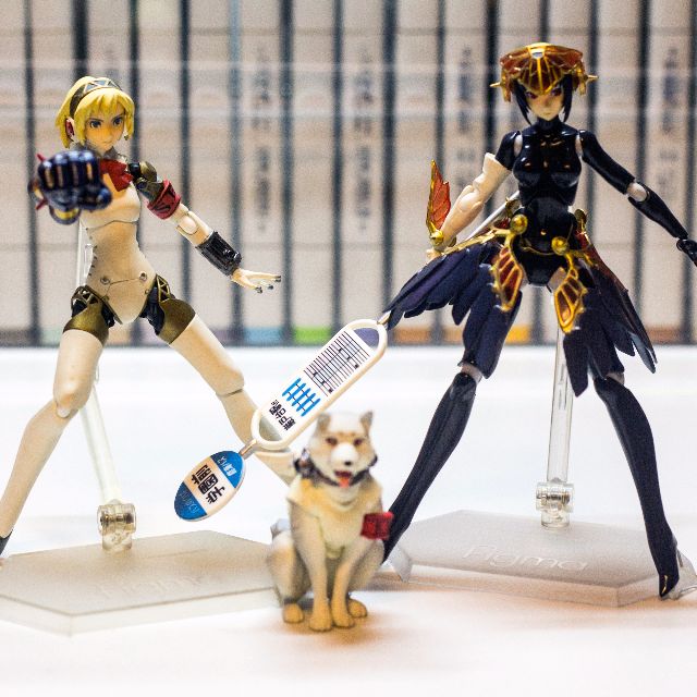 2 FIGMAS for 1 - Persona 3 Aigis and Metis Koromaru Figma *preloved ...