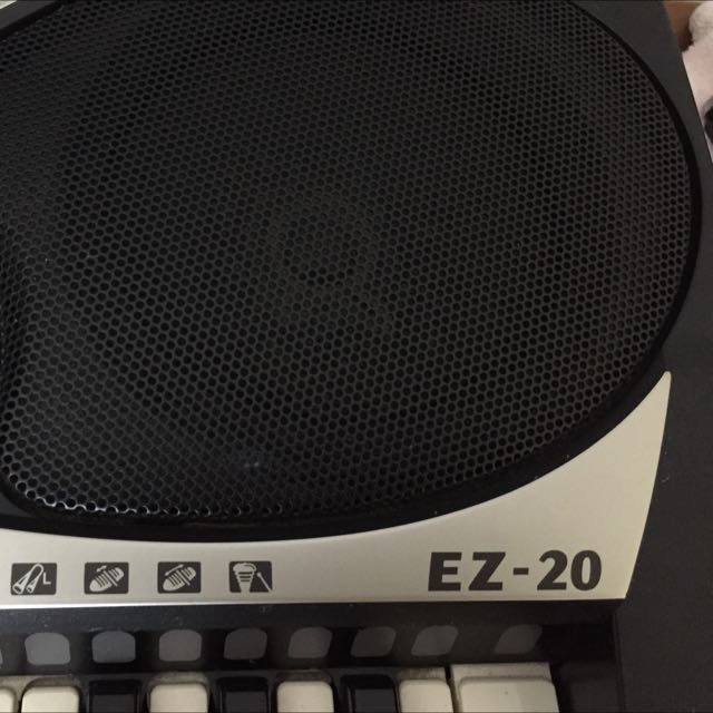 Yamaha EZ-20 Electric Keyboard, Hobbies & Toys, Music & Media, Music ...