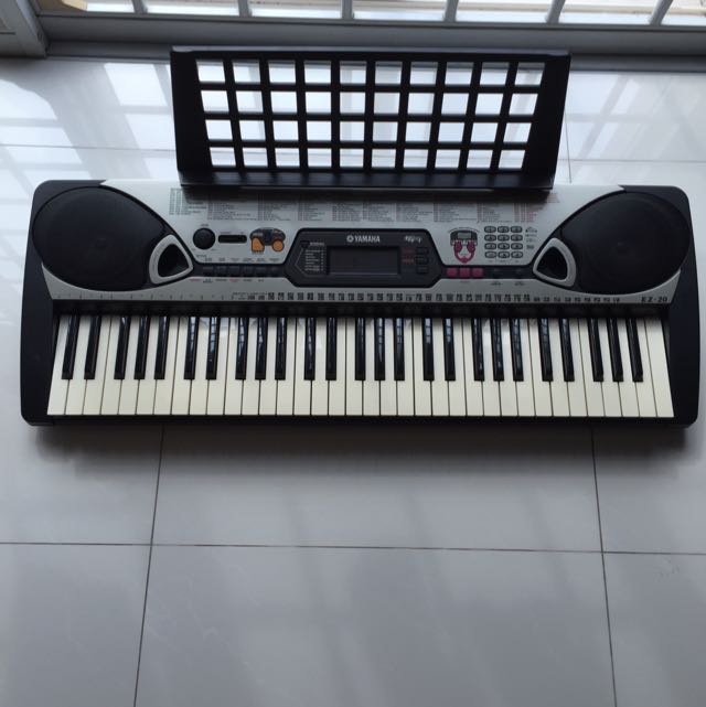 Yamaha EZ-20 Electric Keyboard, Hobbies & Toys, Music & Media, Music ...