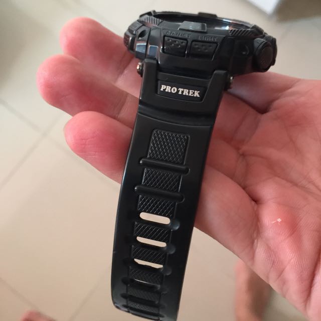 Protrek PRG-130Y (rare Item), Mobile Phones & Gadgets, Wearables ...
