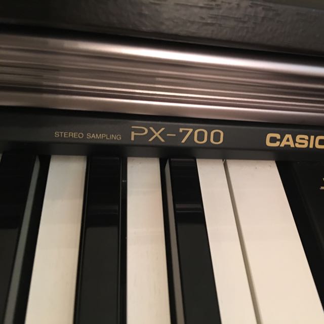 Casio Privia PX-700, Hobbies & Toys, Music & Media, Musical Instruments ...