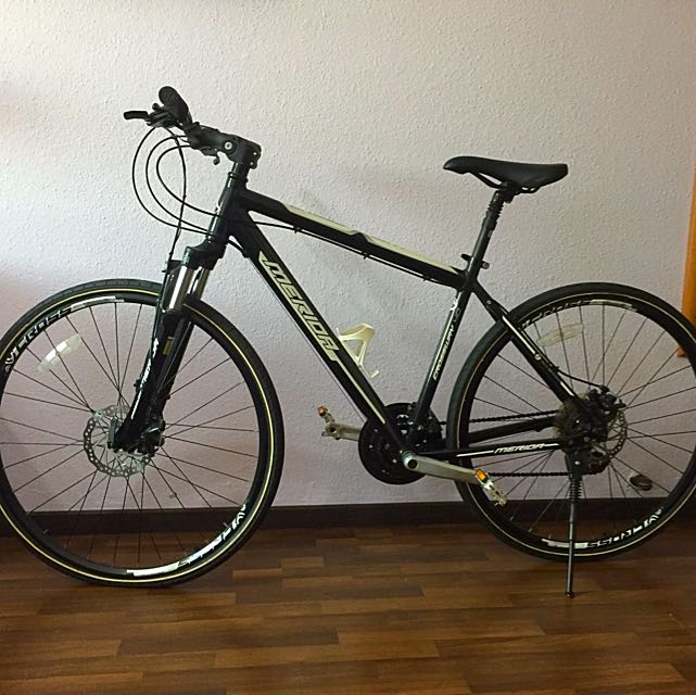 Merida Crossway 40 Bicycle, Sports Equipment, Bicycles & Parts ...