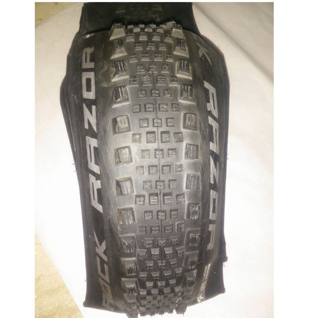 SCHWALBE ROCK RAZOR 26 x 2.35 MTB DH / ALL MOUNTAIN TIRE, Sports ...