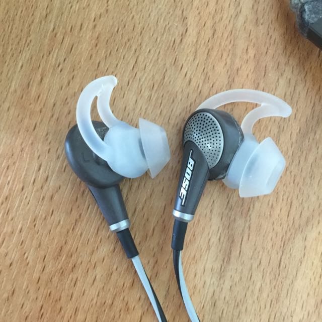 Bose QuietComfort 20, Computers & Tech, Parts & Accessories, Cables ...