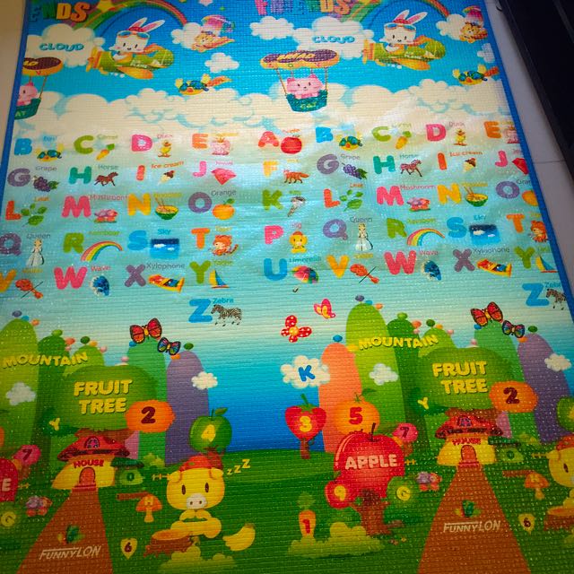 Funnylon playmat, Babies & Kids, Bathing & Changing, Changing Mats ...
